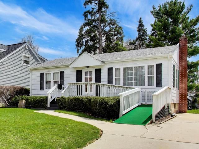 311 Elm St, Glen Ellyn, IL 60137 | Compass