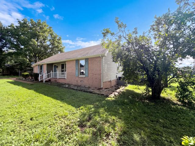 311 Forest Park Rd