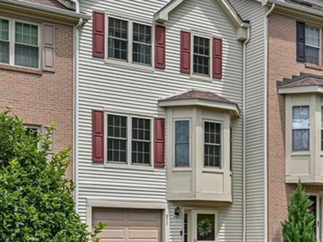 311 Fairfax Ct, Mars, PA 16046