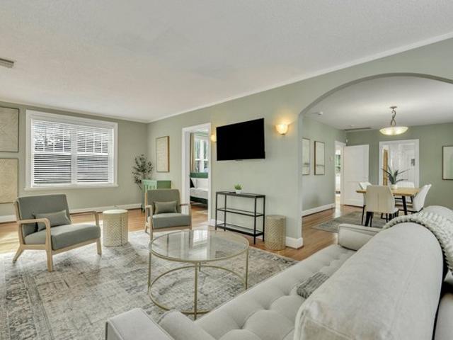 311 Kinzie Ave, Savannah, GA 31404