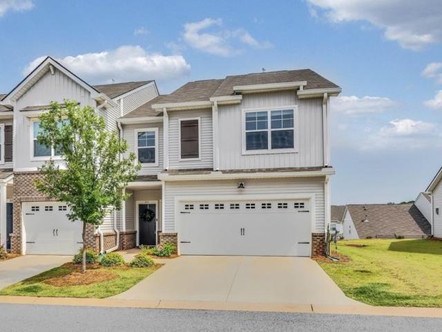 311 Hollenbeck Pl, Greenville, SC 29607