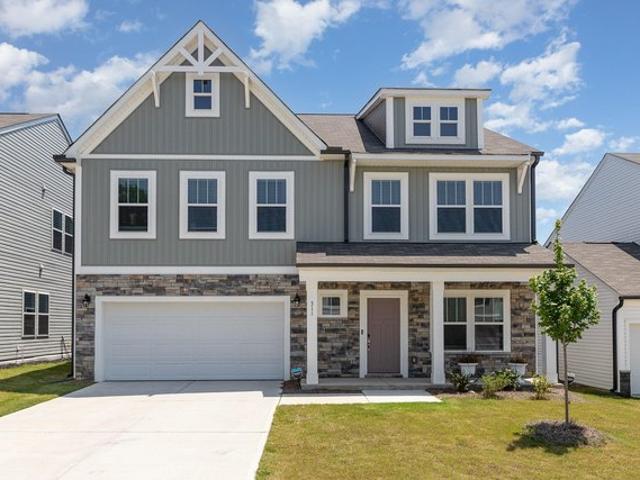 311 Horseshoe Pl, Angier, NC 27501