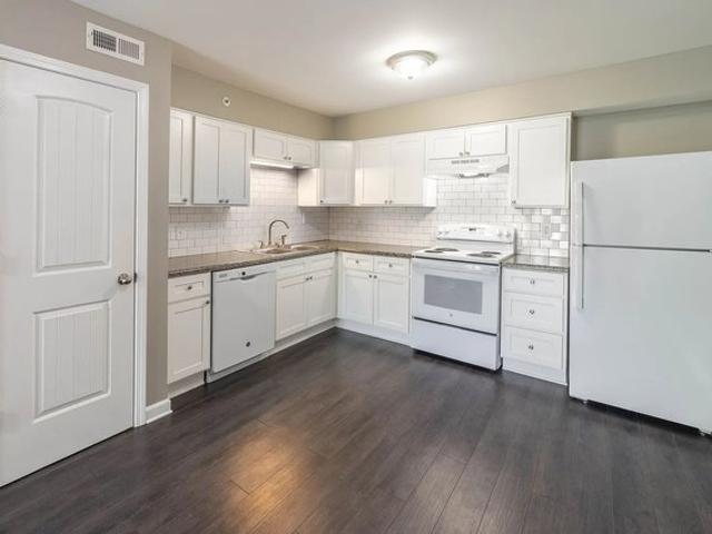 311 Hawkins Rd, Clarksville, TN 37040