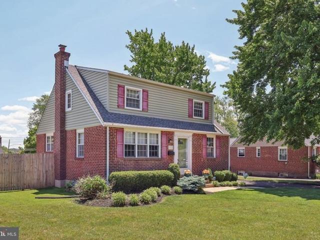 311 Hampton Rd, Hatboro, PA 19040