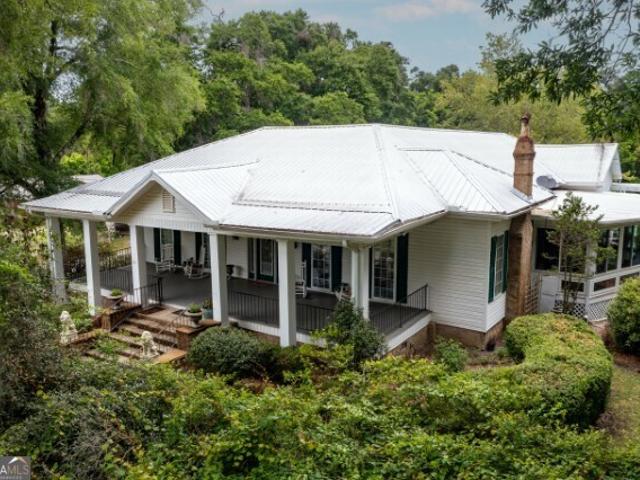 311 Hartford Road E