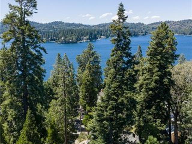 311 John Muir, Lake Arrowhead, CA 92352