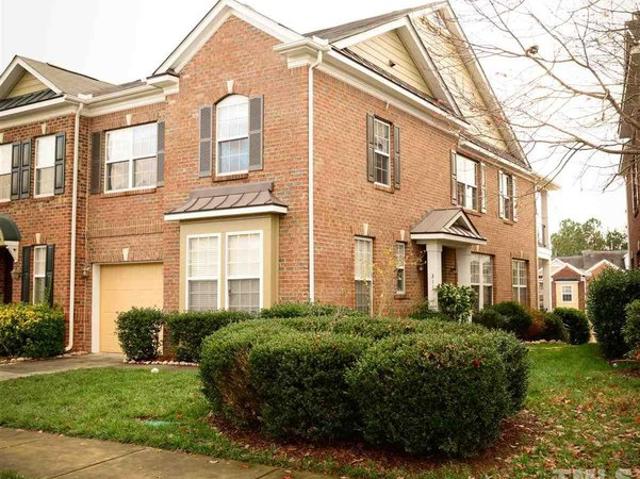 311 Longchamp Ln, Cary, NC 27519