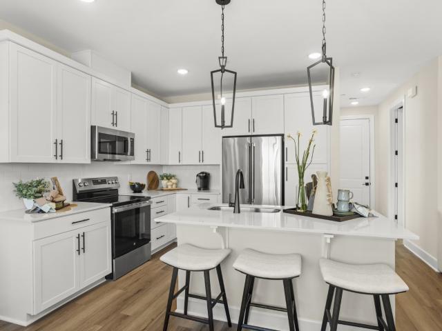311 Lynwood Station Boulevard