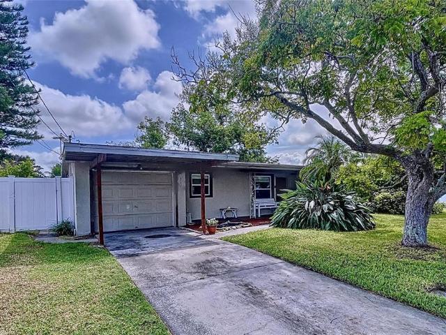311 Morningside Dr, Palm Harbor, FL 34683 | MLS #W7881 | Compass