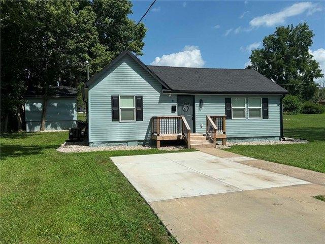 311 May St, Excelsior Springs, MO 64024