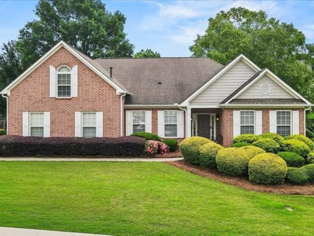 311 Meadowcrest Cir, Canton, GA 30115