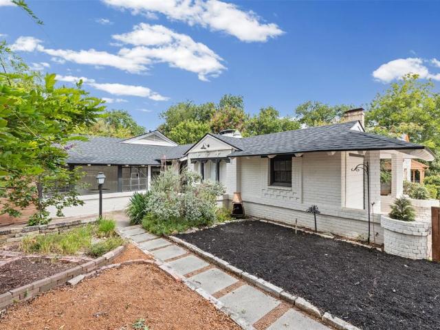 311 N Tennant Street