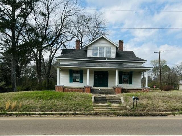 311 N Wells St, Kosciusko, MS 39090