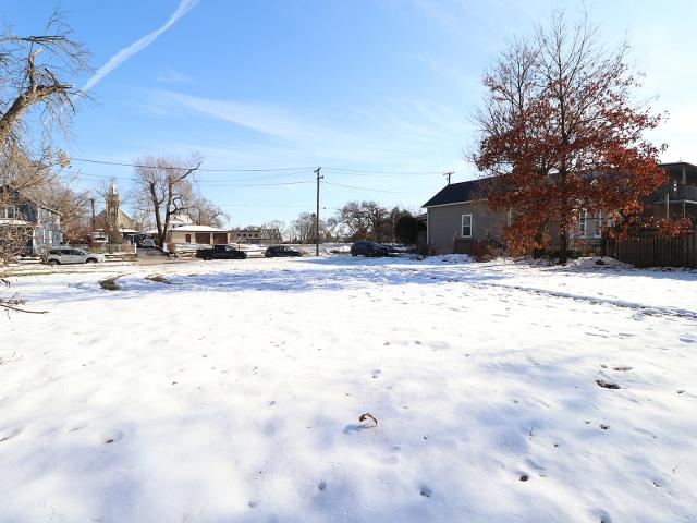 311 N Hickory St, Joliet, IL 60435 | MLS #12534 | Compass