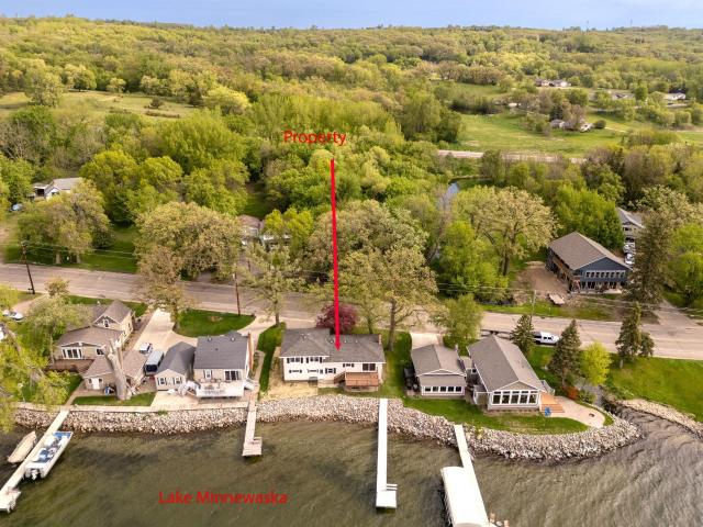 311 N Lakeshore Drive