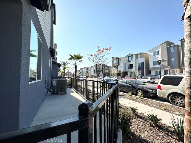 311 N Standard Avenue