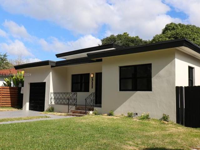 311 NE 90th St, El Portal, FL 33138