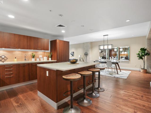 311 NW 12TH AVE # 204