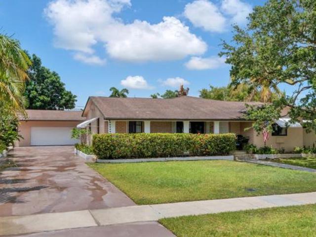 311 Nw 19Th St, Homestead, FL in Everglades National Park, Florida