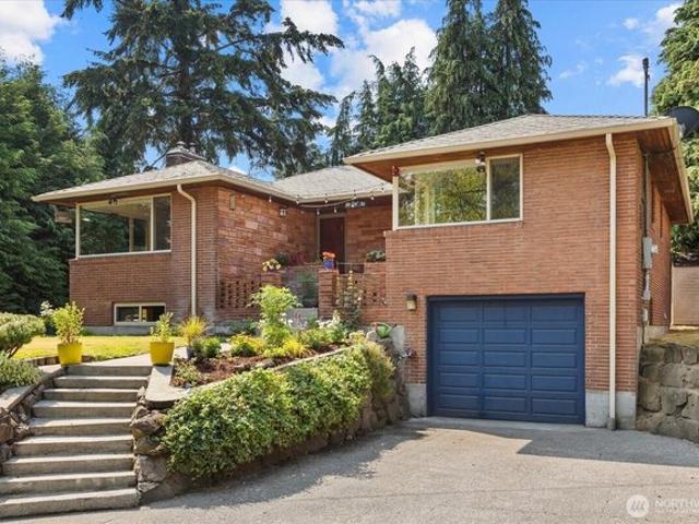 311 S 104th St, Seattle, WA 98168
