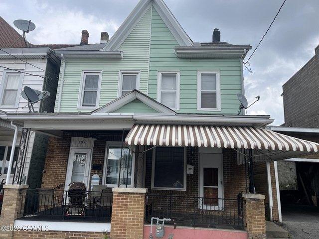 311 S Market St, Mount Carmel, PA 17851