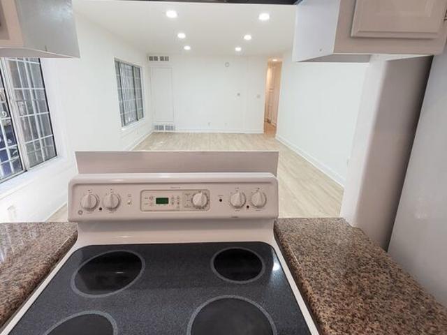 311 S Norton Avenue 102