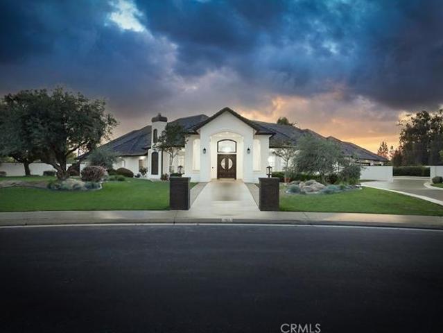 311 Saba Way, Bakersfield, CA 93314