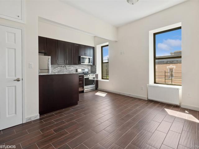 311 Saint Anns Avenue 1B