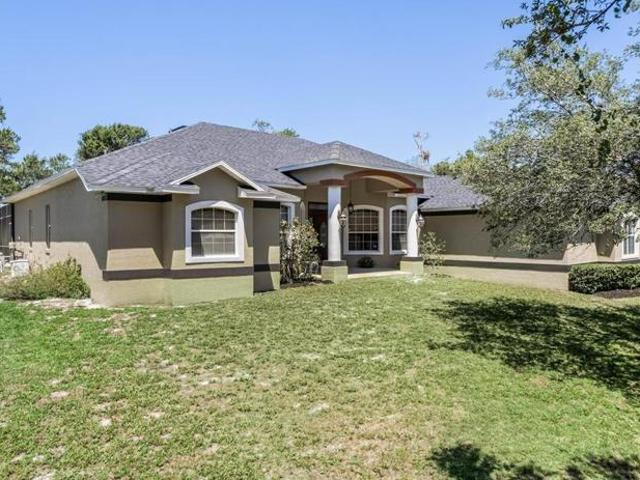 311 Sand Pine Pl, Geneva, FL 32732