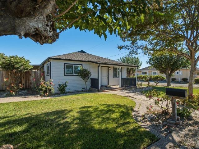 311 Santa Ana Road