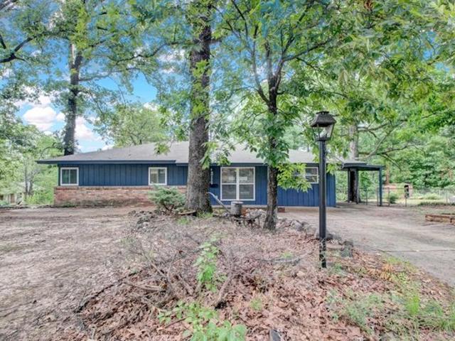 311 Springwood Dr, Little Rock, AR 72211