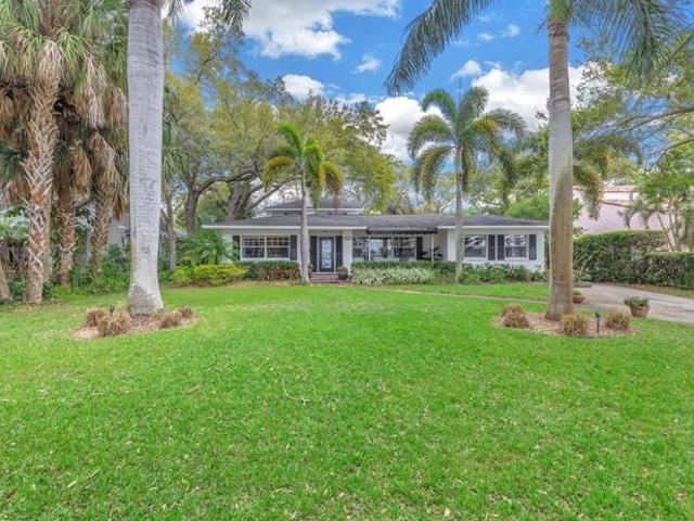 311 Sunset Dr N, Saint Petersburg, FL 33710