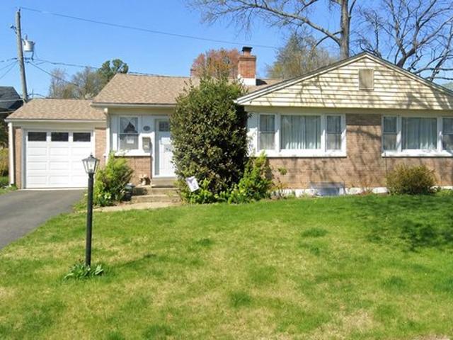 311 Potomac Rd, Wilmington, DE 19803
