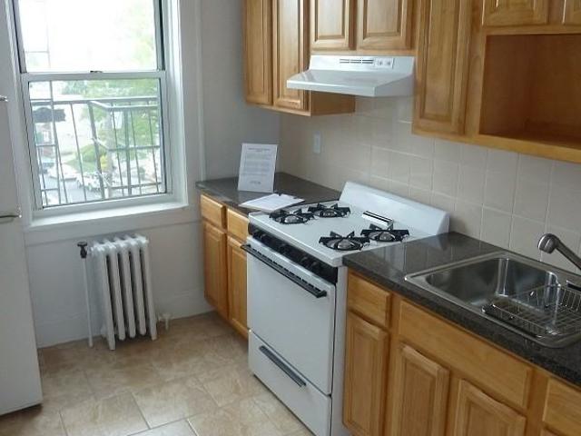 311 Queen 1 Bedroom Apartment for Rent at 311 Queen Anne Rd, Teaneck, NJ 07666
