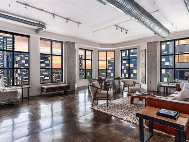 311 W 5th St Unit 1005, Austin, TX 78701
