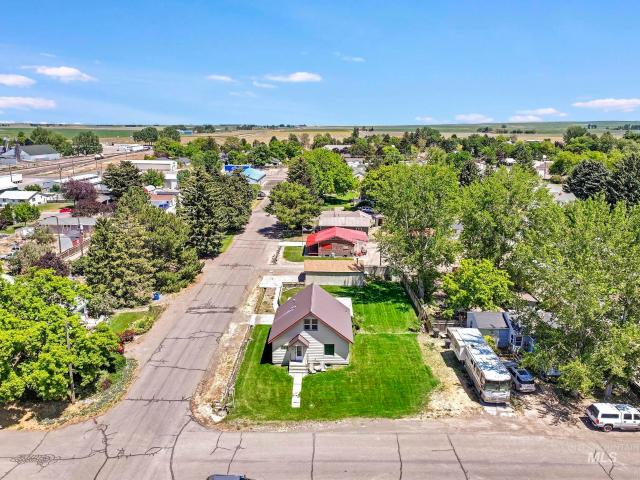311 W 2nd St