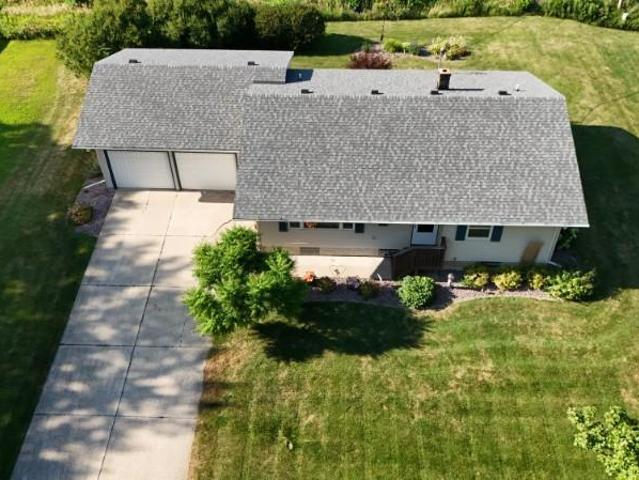311 W Borden Avenue