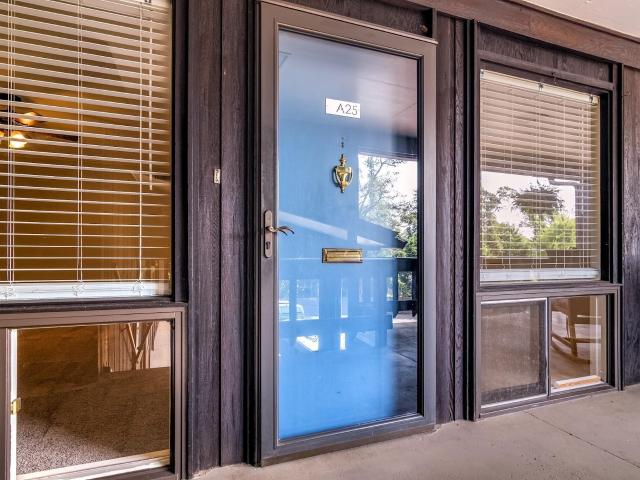 311 W Earle Street