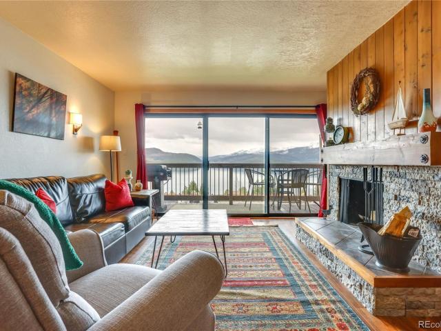311 W La Bonte Street # 206