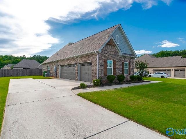 311 Woodwind Drive SW