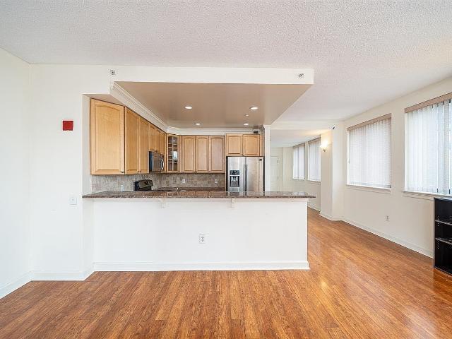311 Washington St # 6A