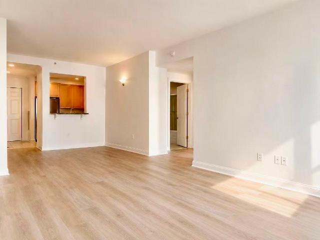 311 Washington St # 7C
