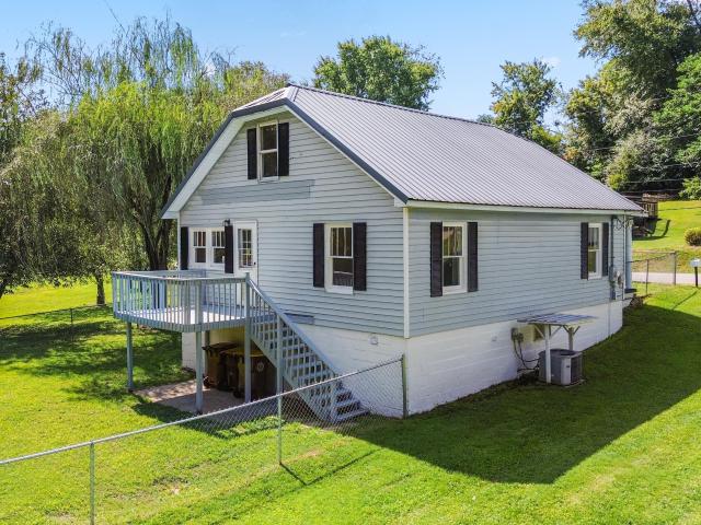 311 White Street
