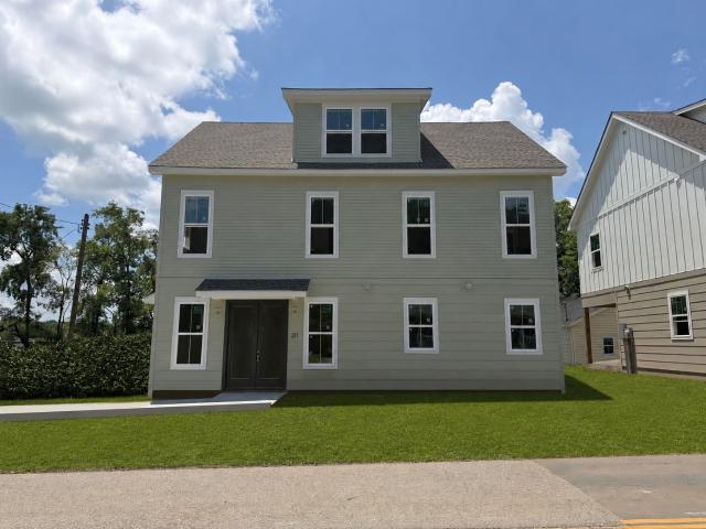 311 Whitsett Rd