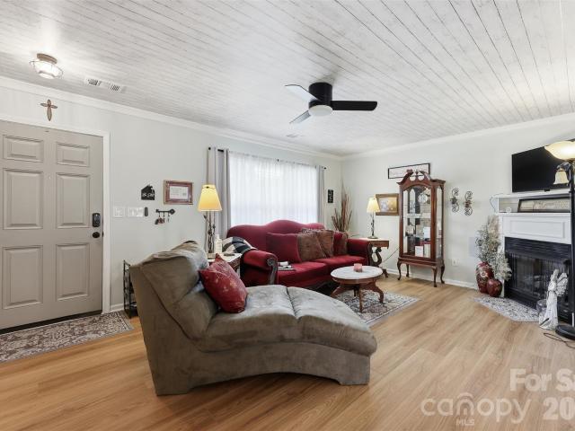 311 Wilkes Place Drive