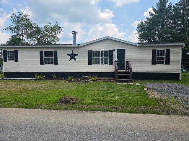 311 Tumbleweed St, Princeton, WV 24740