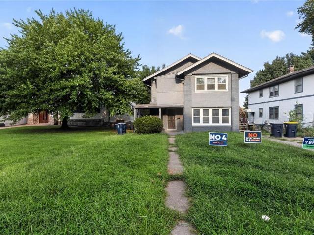 311 Van Brunt Boulevard