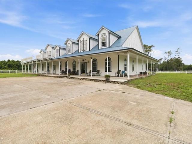 31243 Bear Pond Dr, Sorrento, FL 32776