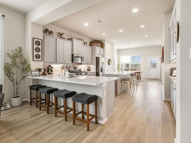 31243 Pinebrook Falls Ln, Hockley, TX 77447