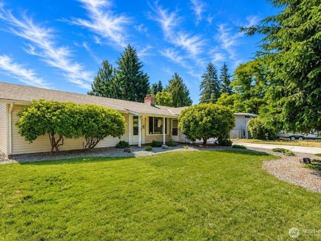 31244 9th Ave S, Federal Way, WA 98003